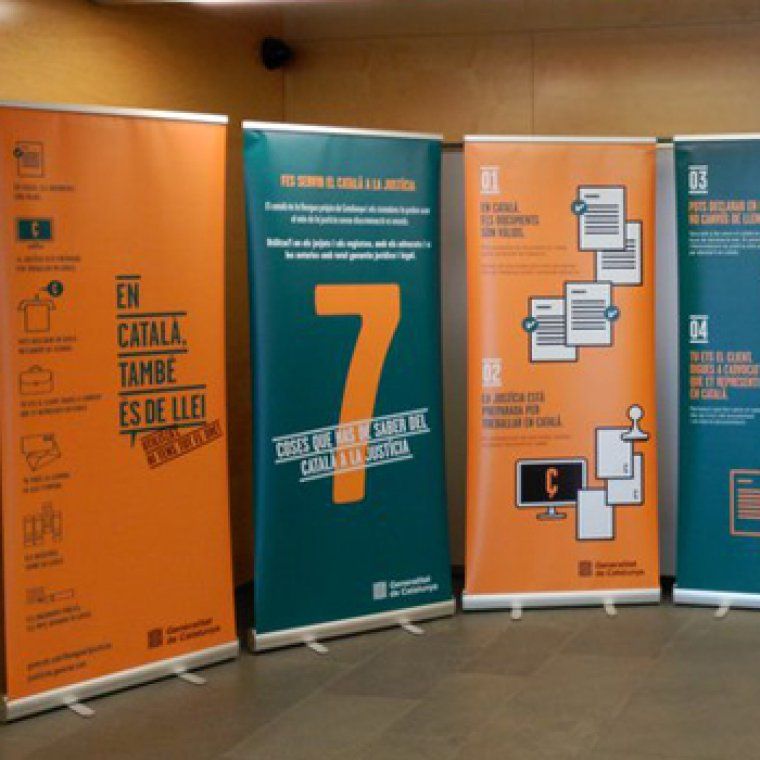 'En català també és llei', una exposició als Jutjats de Cerdanyola