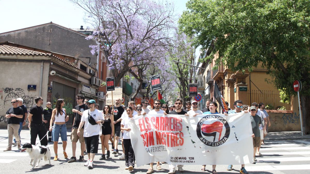 Centenars de persones es mobilitzen contra les agressions del Roser